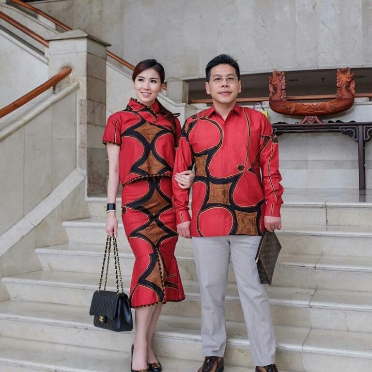 √ 45+ Model Batik Couple Modern Modis Kombinasi 2020