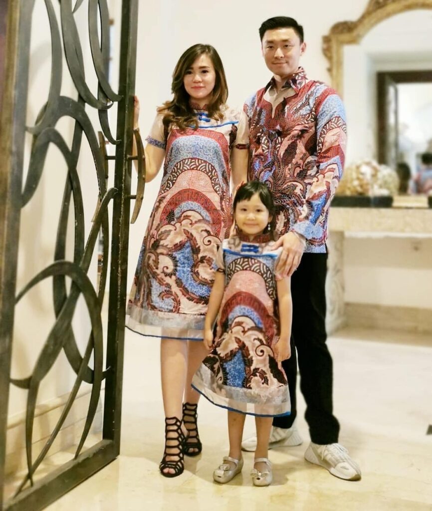 √ 45+ Model Batik Couple Modern Modis Kombinasi 2020