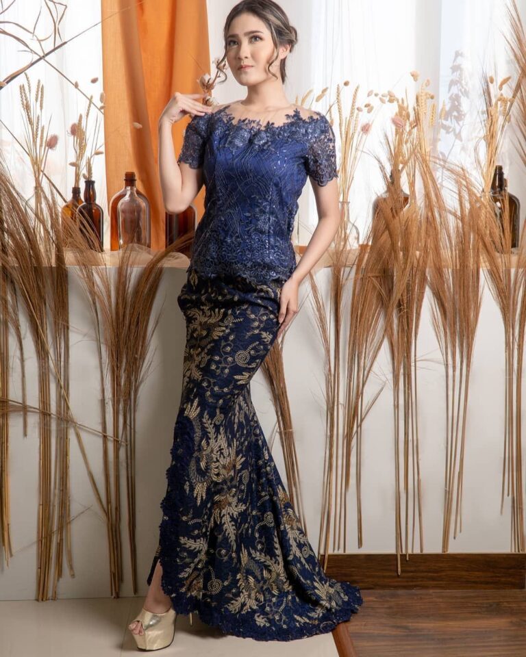 √ 60+ Model Kebaya Wisuda Modern Simple Terbaru 2024