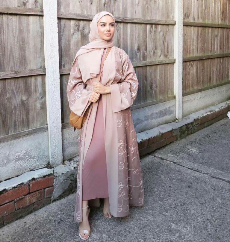 √ 30+ Model Baju Gamis Lebaran Modern Terbaru 2020