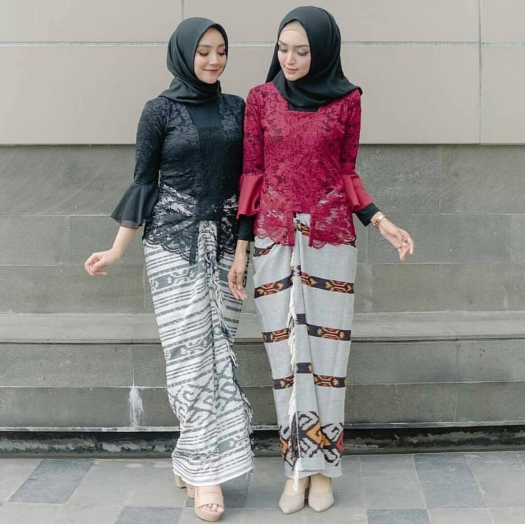 √ 60+ Model Kebaya Modern Terbaru 2020 - Inspirasi Wanita
