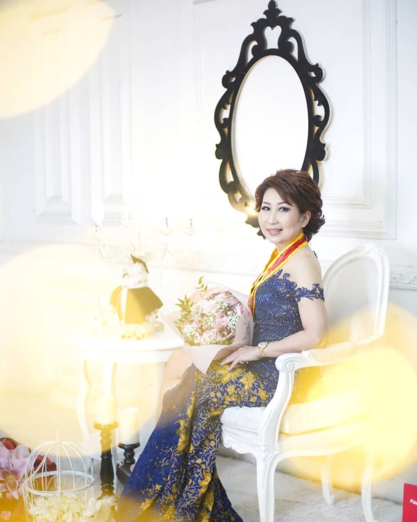 √ 60+ Model Kebaya Wisuda Modern Simple Terbaru 2024