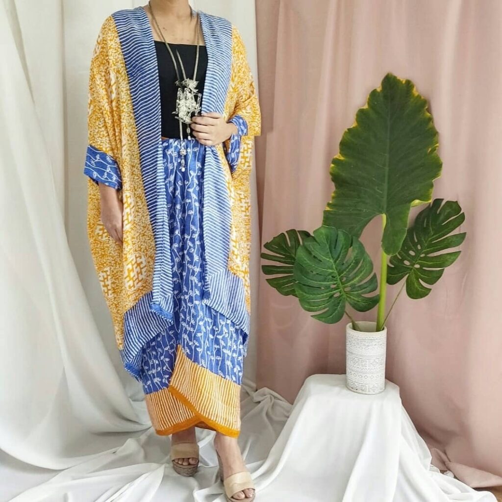 √ 45+ Model Dress Batik Modern Kombinasi Elegan Terbaru 2020