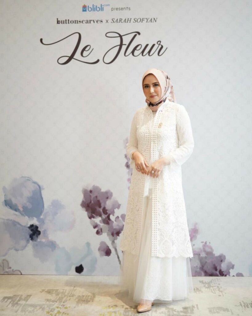 √ 45+ Model Gamis Brokat Kombinasi Modern Terbaru 2020