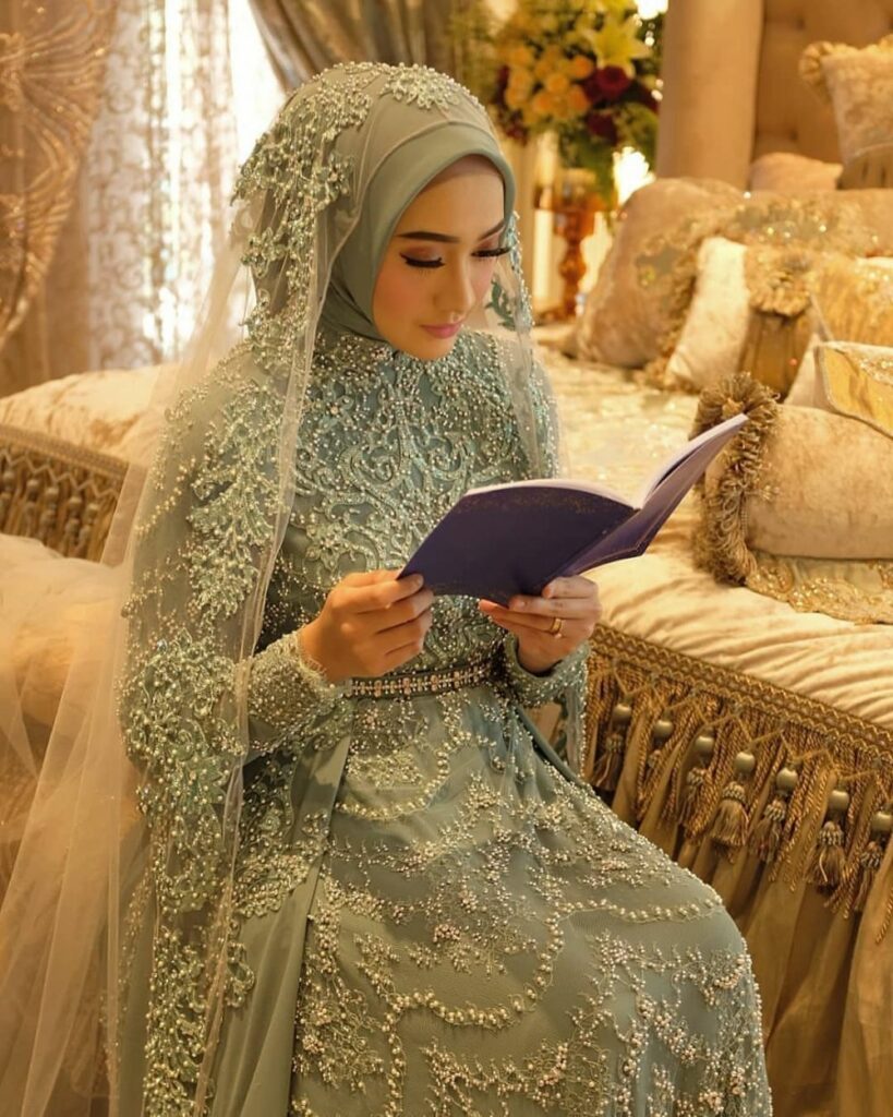√ 45+ Model Gamis Brokat Kombinasi Modern Terbaru 2020