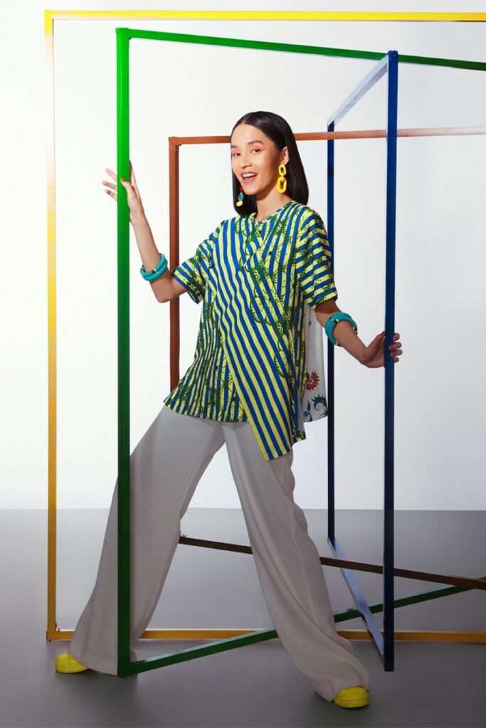 √ 30+ Desain Baju Batik Danar Hadi & Harga Online Terbaru 2020