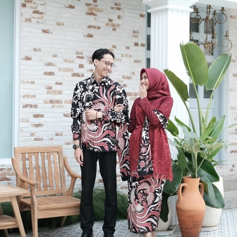 √ 45+ Motif Batik Pekalongan, Sejarah, dan Info Harga Terbaru!