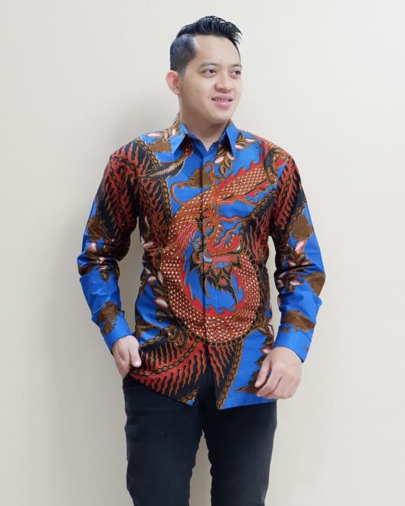 √ 15+ Motif Batik Parang : Gambar, Makna, Jenis, dan Sejarahnya - Bergaya