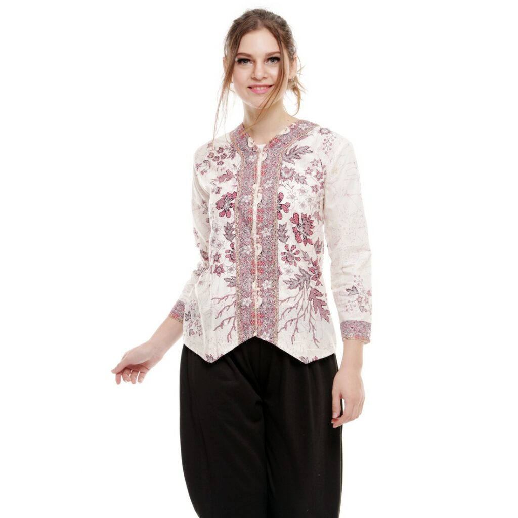 √ 15 Gambar Batik Trusmi, Sejarah, dan Jam Buka Lengkap!