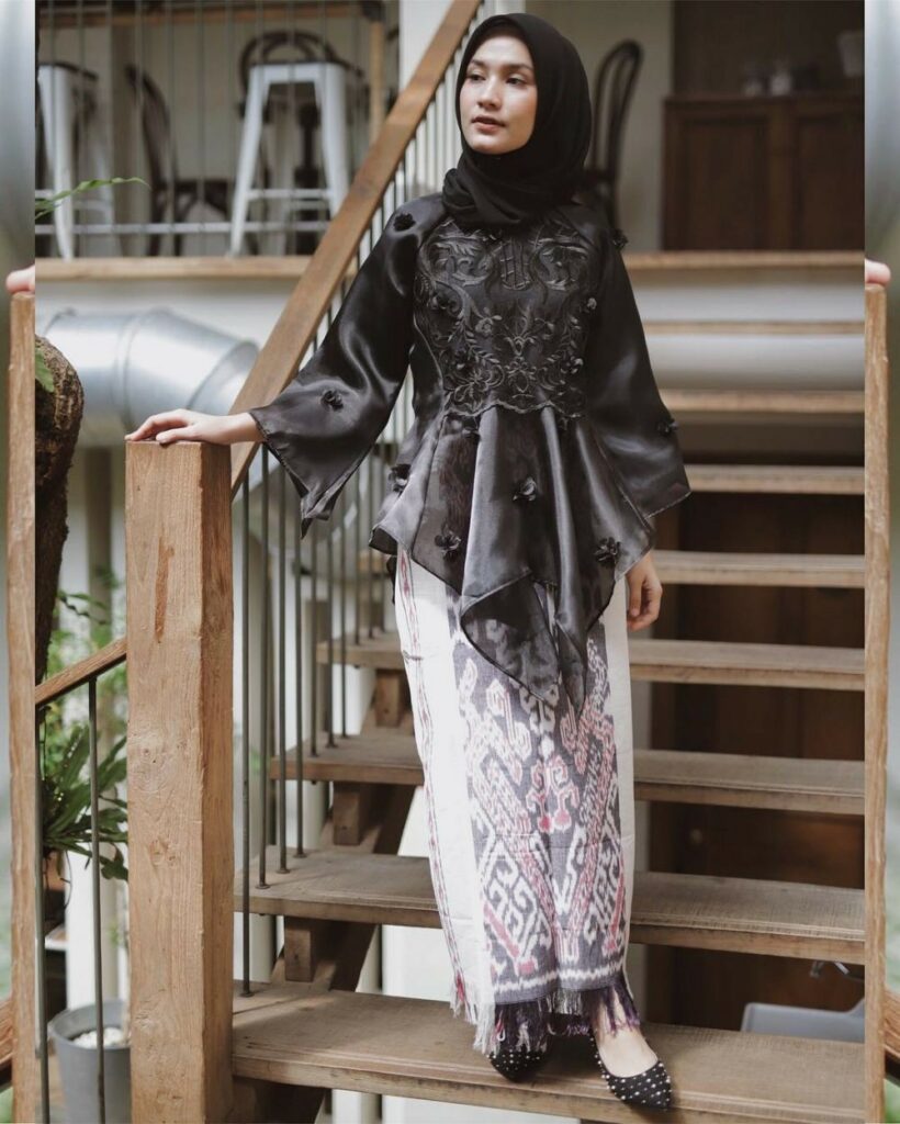 √ 45+ Model Baju Brokat Gamis Atasan Modern Terbaru 2020
