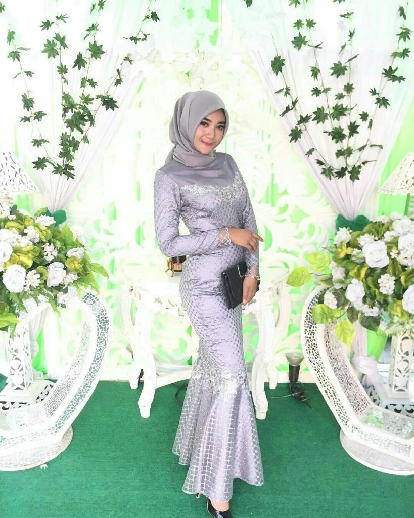 √ 45+ Model Baju Brokat Gamis Atasan Modern Terbaru 2020