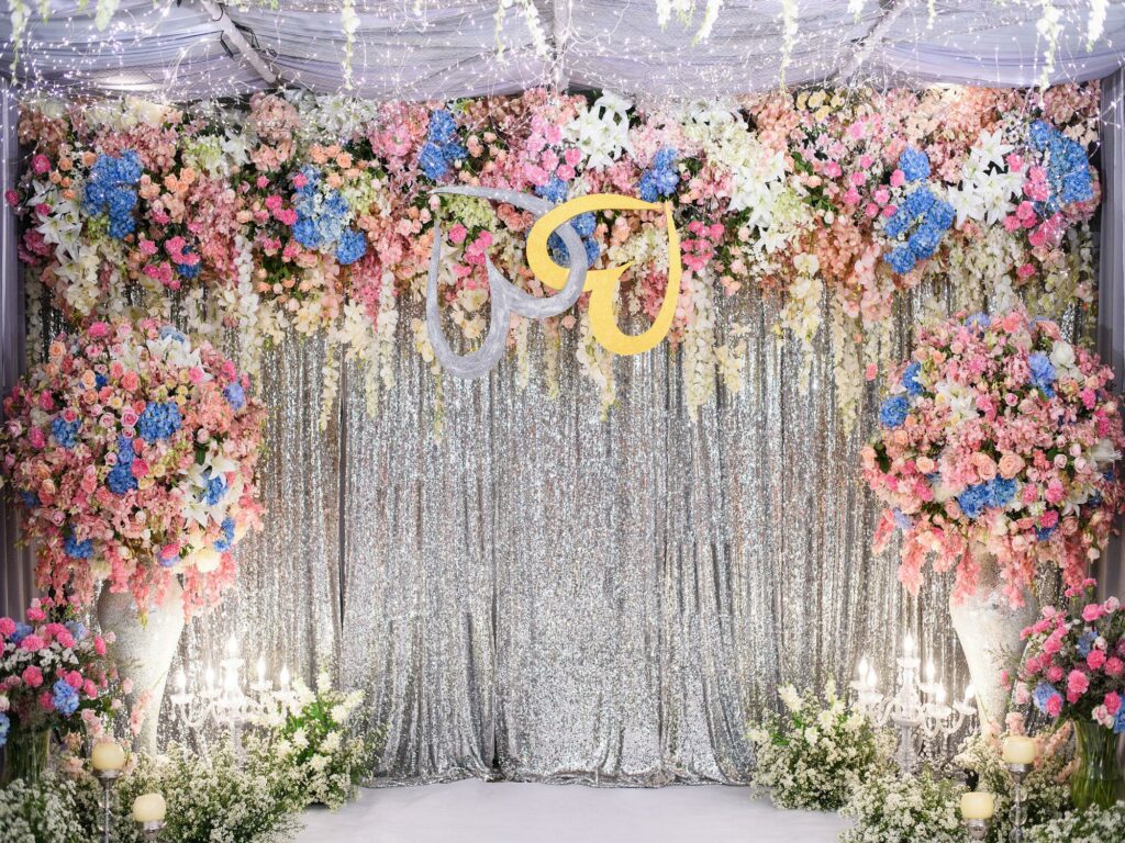 √ 30+ DIY Dekorasi Photo Booth Wedding Unik & Instagramable