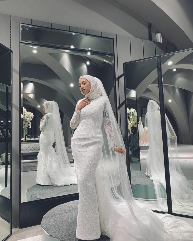 √ 45+ Model Gaun Pengantin ( MODERN, SEDERHANA, MEWAH )