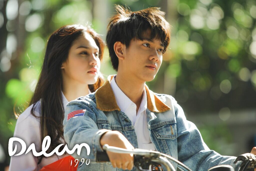 Bikin Baper! 30 Rekomendasi Film Romantis Indonesia Terbaik 2025