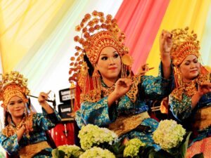 √ Tari Zapin : Tarian Melayu dengan Gerakan yang Penuh Makna