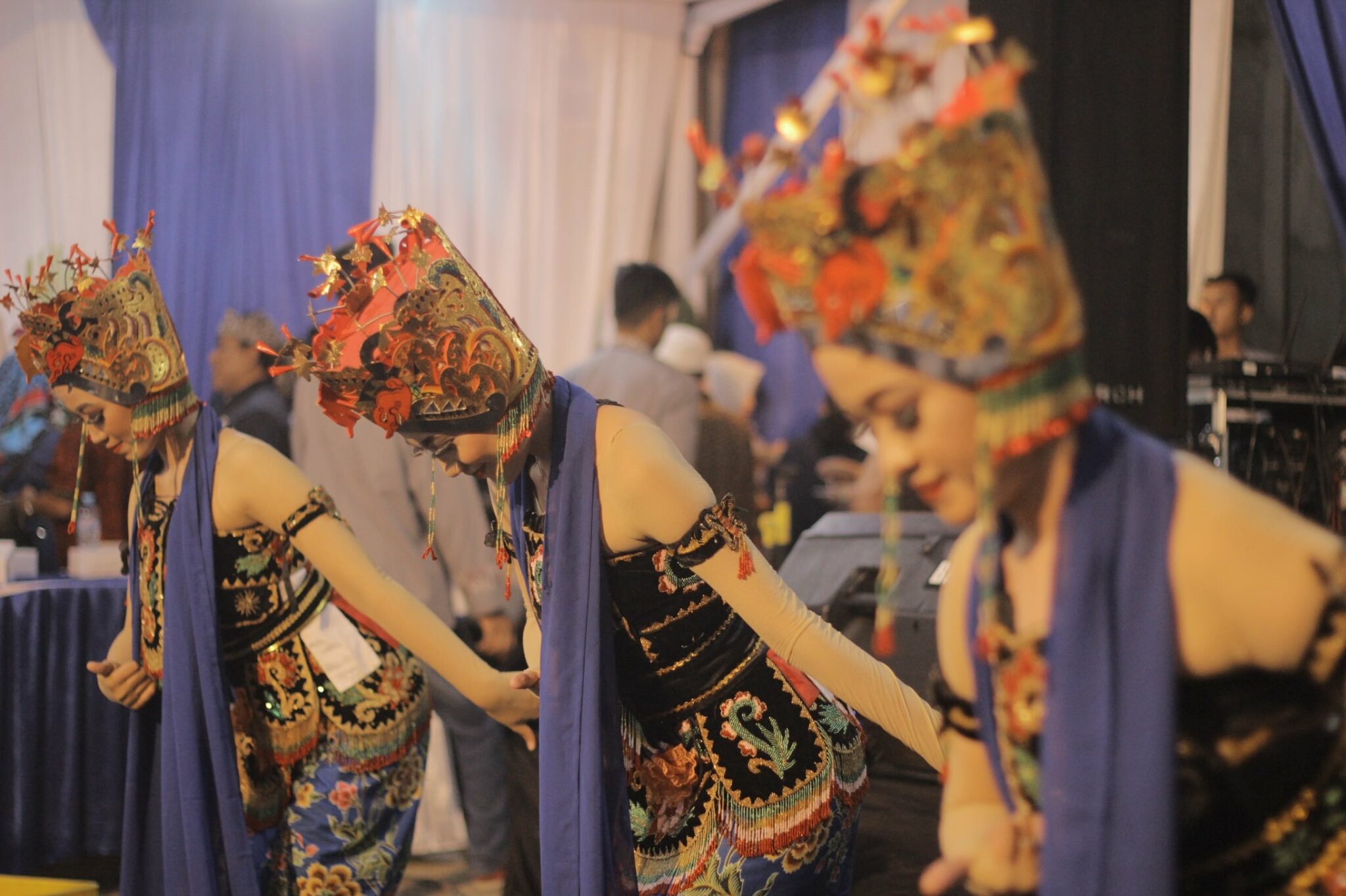 √ Tari Zapin : Tarian Melayu dengan Gerakan yang Penuh Makna